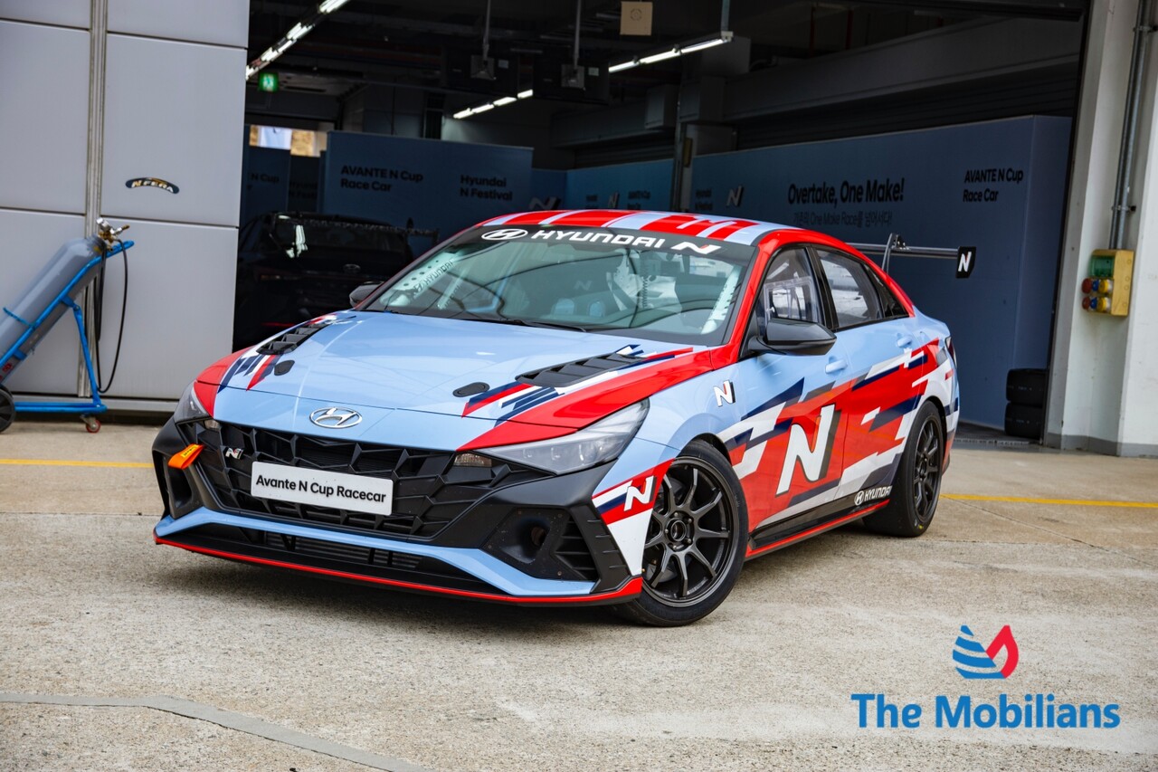 양산모델 기반 레이스 전용차 AVANTE N Cup Race Car